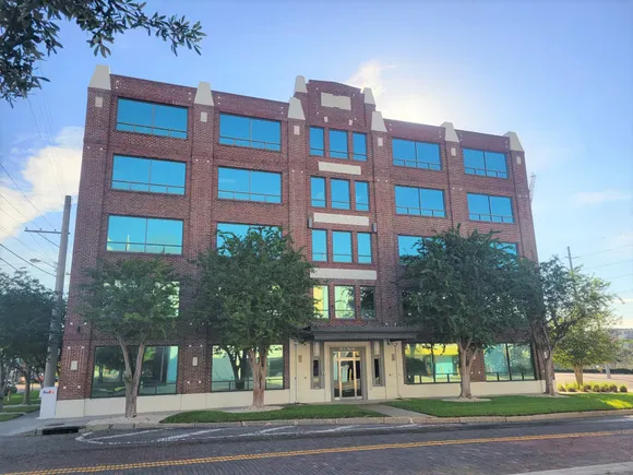 Chicagoland contractor opens new Tampa office | Construction Dive