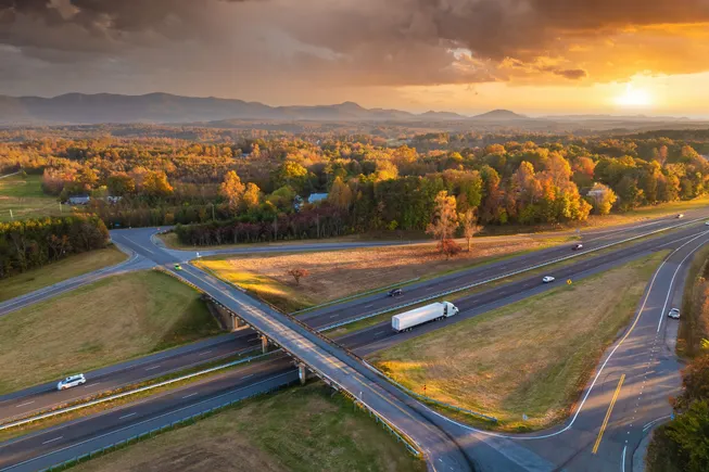FMCSA says under-21 interstate commercial drivers can finish apprentice ...