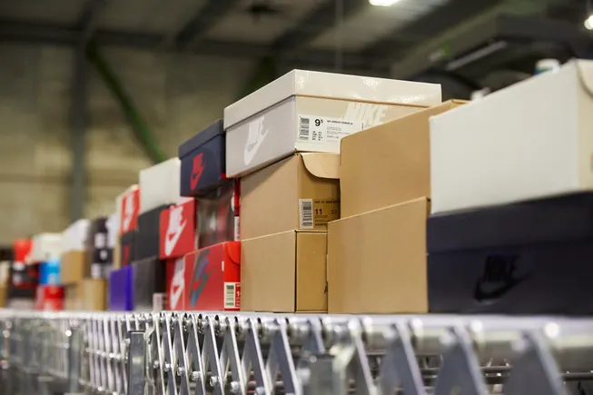 StockX removes ‘Verified Authentic’ tags | Retail Dive