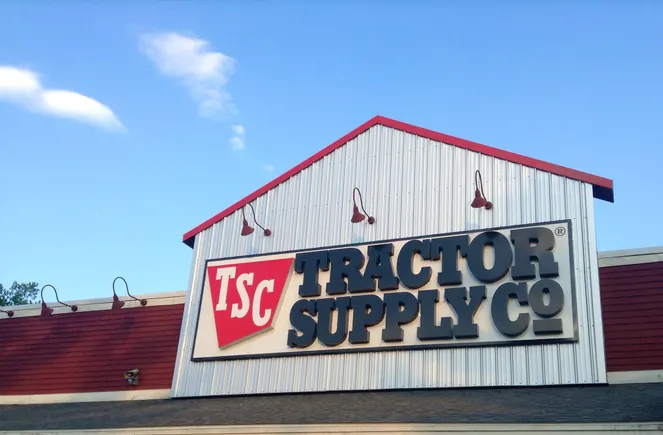 Tractor Supply opens its largest distribution center | Supply Chain Dive