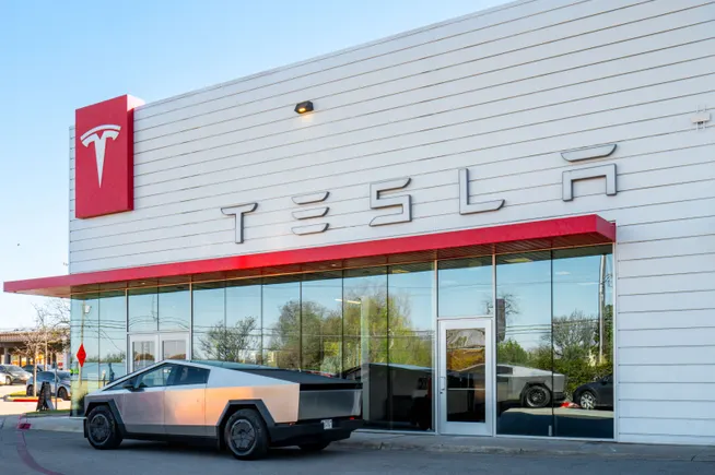 The head of Tesla Cybertruck is leaving the company - Driving Me