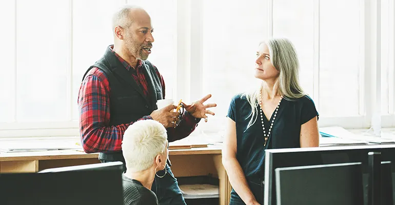 10 principles for managing mixed-age teams | HR Dive