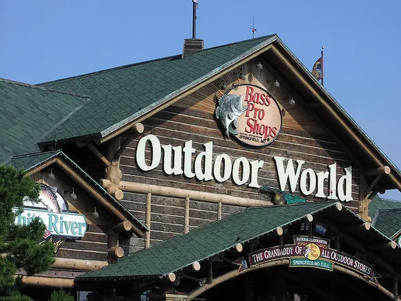 Bass Pro Shops completes $5B Cabela's acquisition | Retail Dive