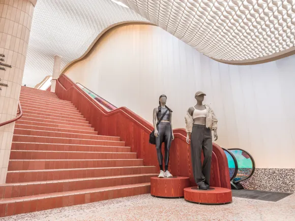 Lululemon’s new store format makes its debut in SoHo | Retail Dive