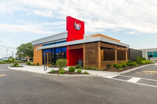 Wendy’s taps CFO for interim CEO | CFO Dive