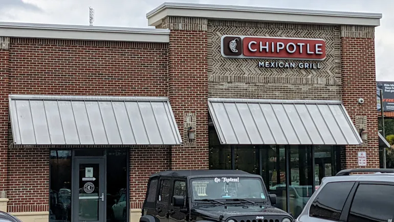 How Chipotle plans to identify and grow future leaders | HR Dive