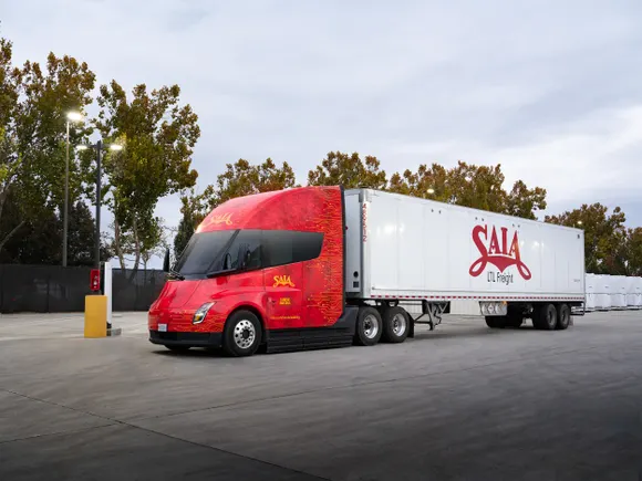Saia deploys pair of Tesla Semis in California | Trucking Dive
