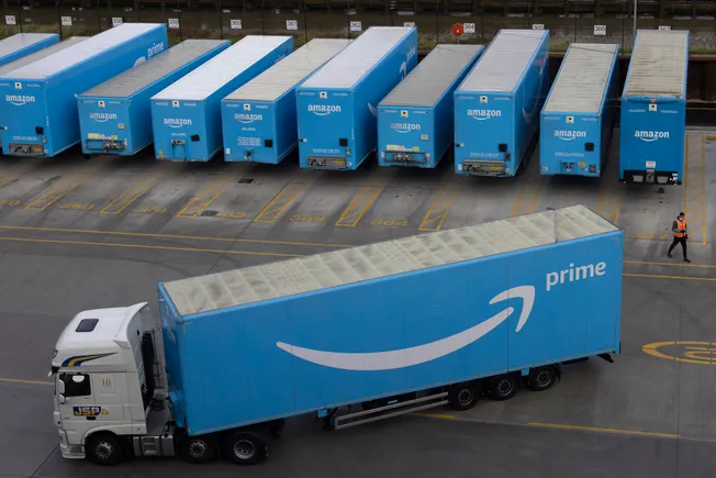 Fiserv, Amazon link rewards programs | Payments Dive