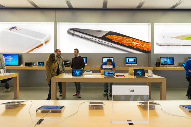 Apple debuts 'shopping' category in App Store | Retail Dive