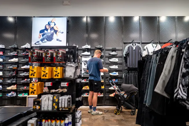 PayPal ties BNPL to cash back | Payments Dive