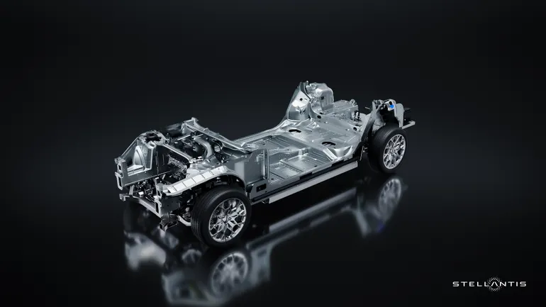 Stellantis unveils vehicle platform for full-size EVs | WardsAuto