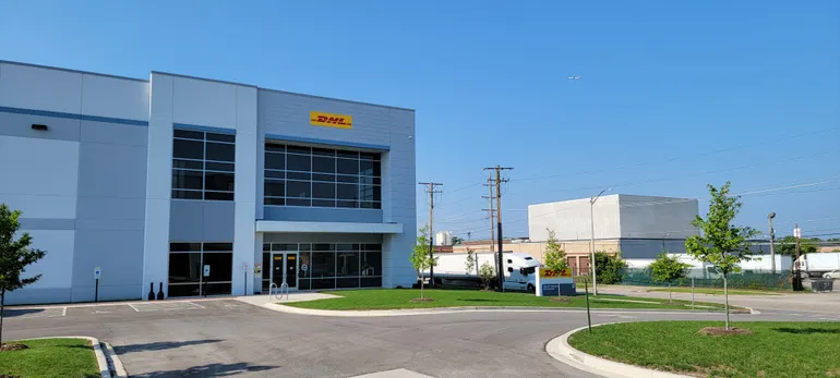 DHL leans into automation in new Chicago e-commerce facility | Supply ...