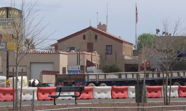 Hensel Phelps secures more border station work | Construction Dive