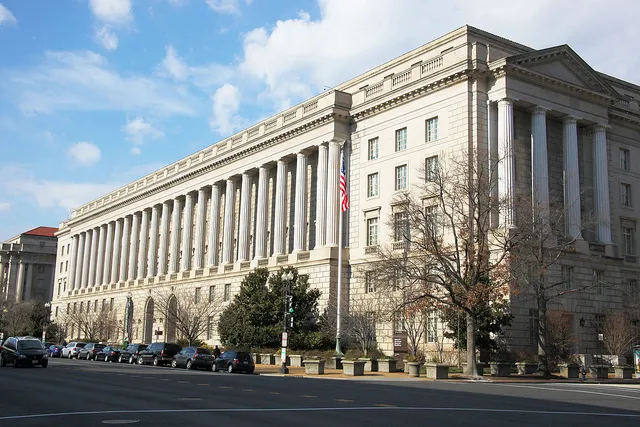 IRS ups 401(k) contribution limit to $19.5K for 2020 | HR Dive