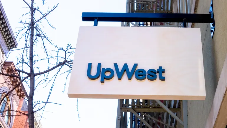 Express Inc. leans on cost cuts as sales, profits plummet | Fashion Dive